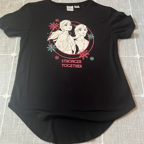 Disney | Tops | Stronger Together Frozen 3 Elsa Anna Medium Curbed ...